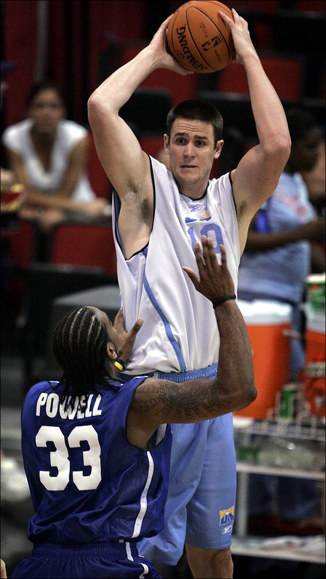 After 14 years, Eric Chenowith earns KU degree | News, Sports, Jobs ...